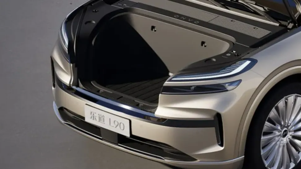 NIO's 5.15 meters three-row SUV Onvo L90 has a HUGE 240L frunk