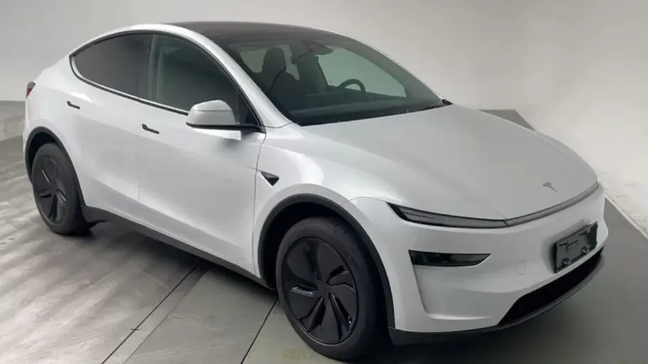 Tesla Model Y+ "E80" seven-seater SUV may start production in mid-May