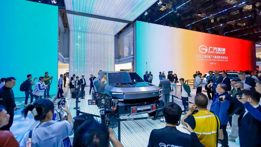 GAC unveiled China's own "CYBERTRUCK", the PICKUP 01